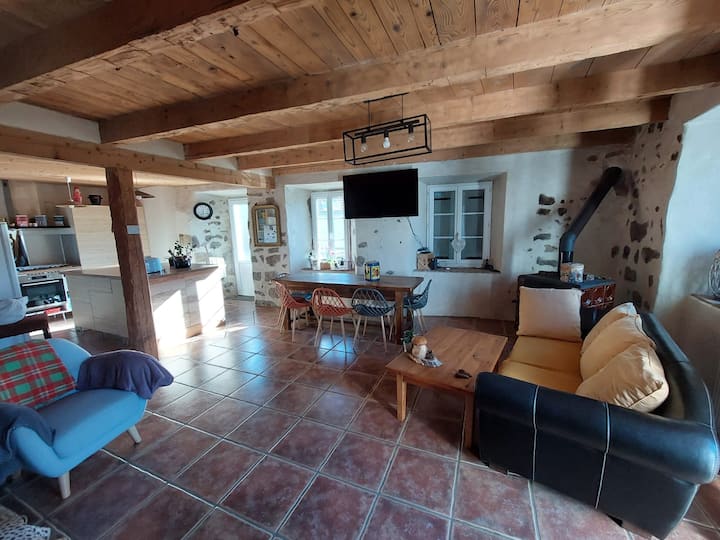 Maison De Famille En Ardèche - Mont Mézenc