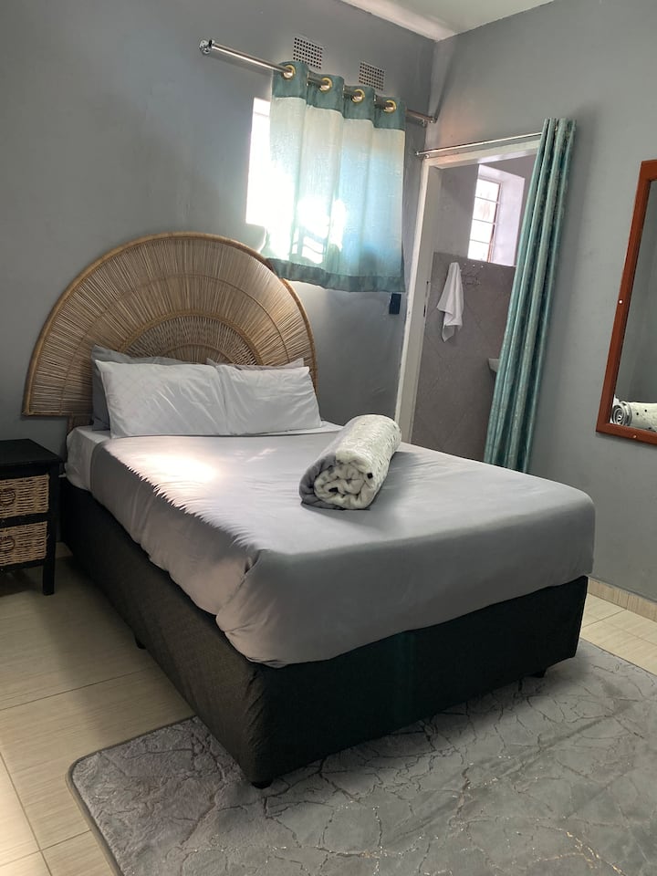 Kensington Mews! - Johannesburg