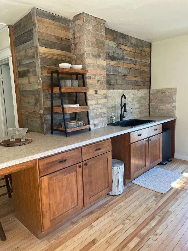 Michiels Lodge - Appleton, WI