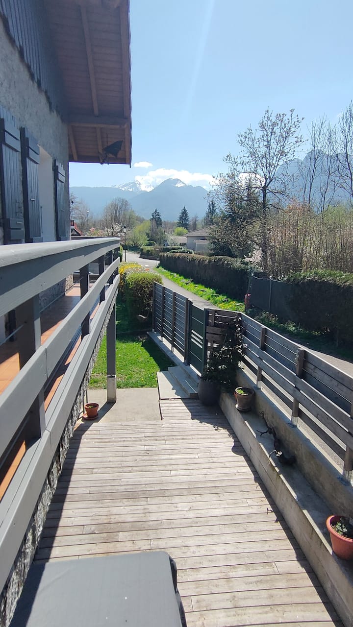 Maison à Proximité Du Lac. - Doussard