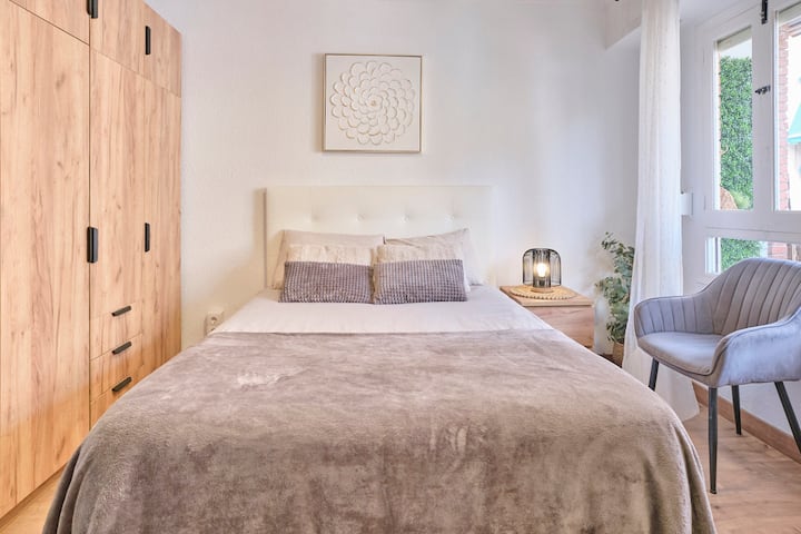 Am2- Suite Balcón, Comfort Fast Wi-fi,15’ Center - Alicante