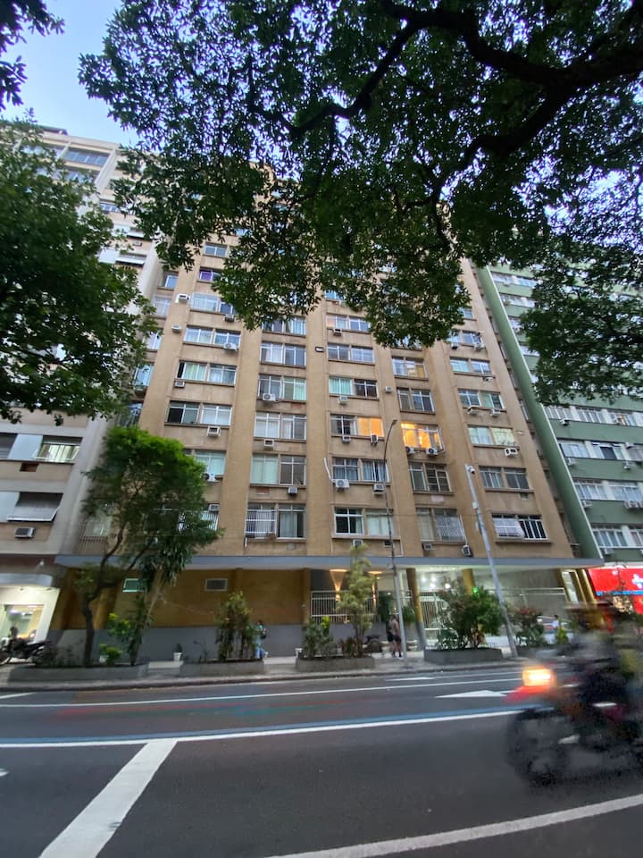 Apt Acolhedor No Posto 2 - Copacabana