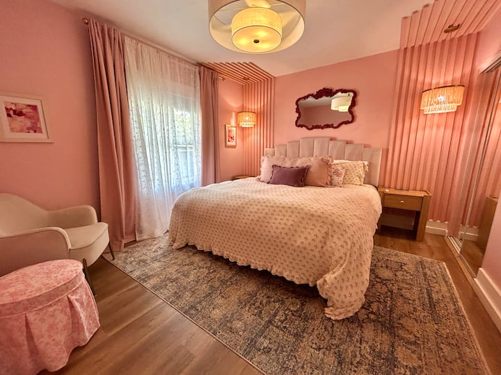 Pink Dreams! Girls Trip Flower Theme 1 Mi To Sand - Long Beach, CA