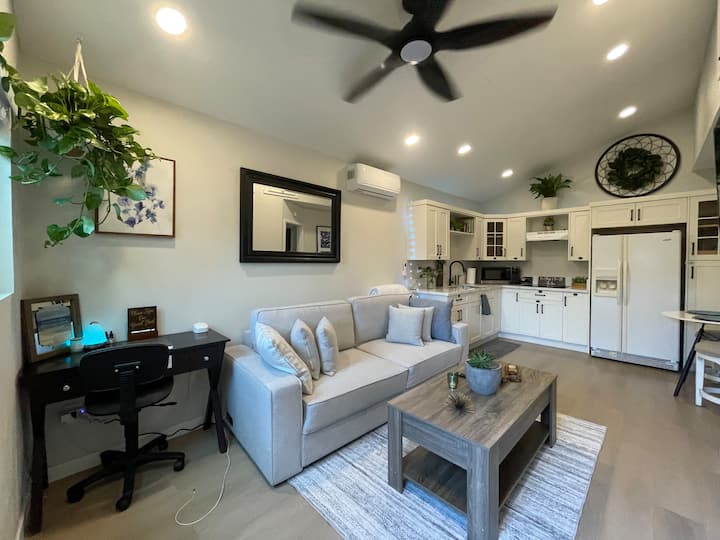 New Tranquil Retreat & Sanctuary W/private Yard - West Covina, CA