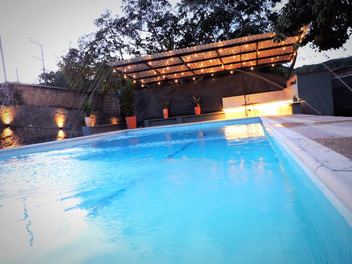 Casa Quinta Familiar Con Piscina En Centro Villeta - Villeta