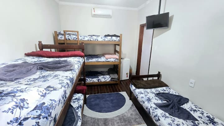 Quarto Econômico/compartilhado No Centro. - Piracicaba