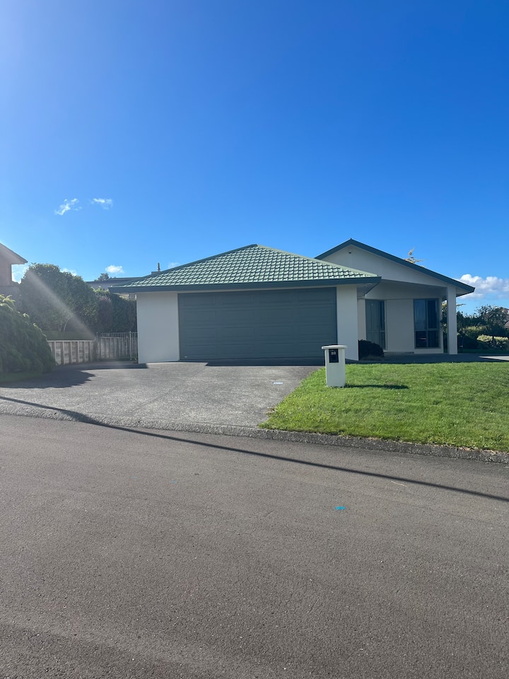 Lurriga Lodge - Upper Hutt