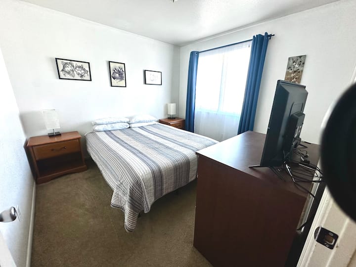 Comfortable Southside Townhome - Anchorage