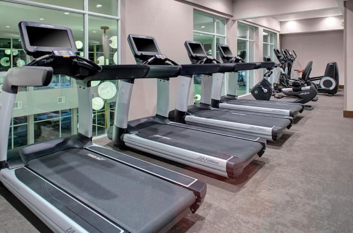 3 Units W/ Parking & Breakfast - Broomfield, CO