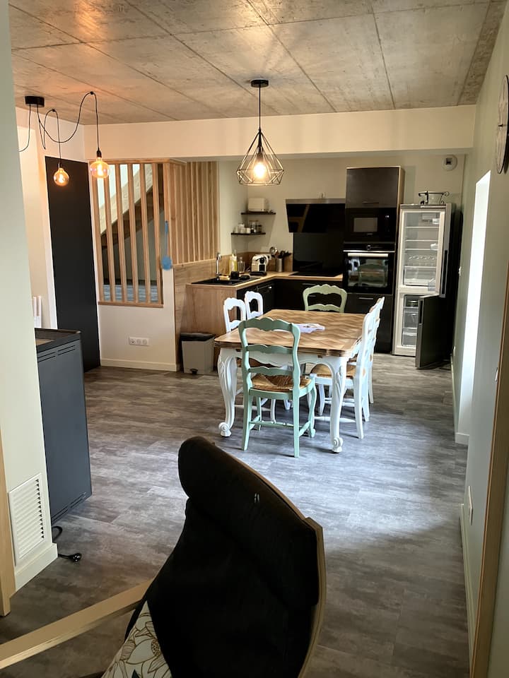 Appart Cosy Au Coeur Du Village - Auvergne