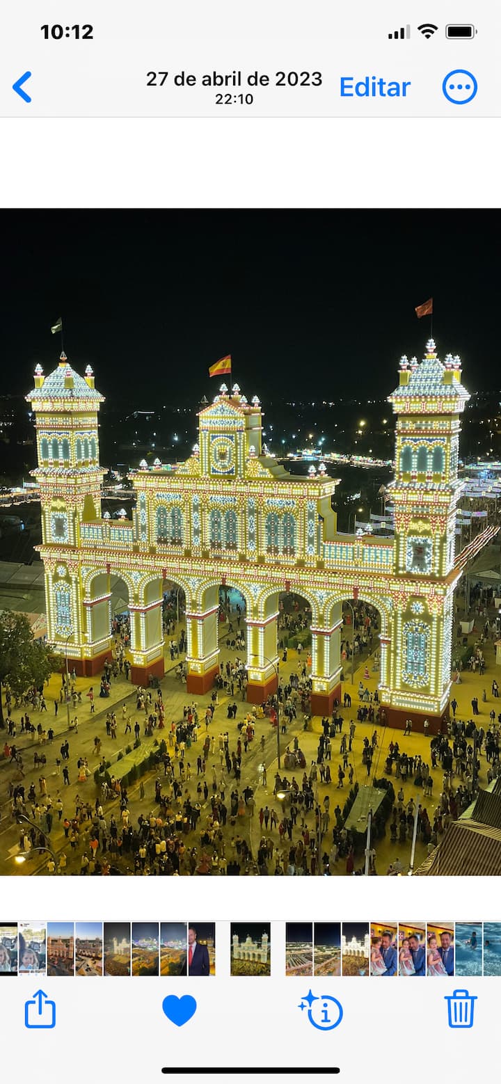 Piso Frente A La Portada - Sevilla, España