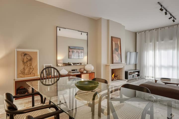 Style, Comfort, In A Prime Location  (2 Balconies) - Cascaes