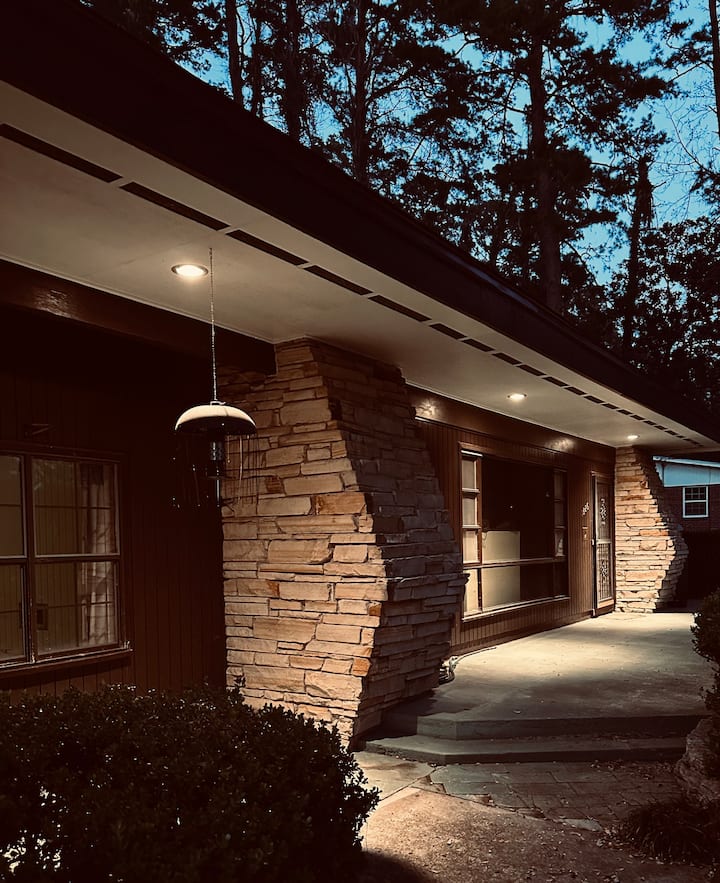 Sunset Bungalow - Tallahassee
