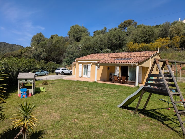 Maison Calme à Bastelicaccia  15 Min De La Plage. - Korsika