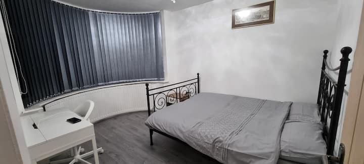 Hidden Gem-yours To Discover - Solihull