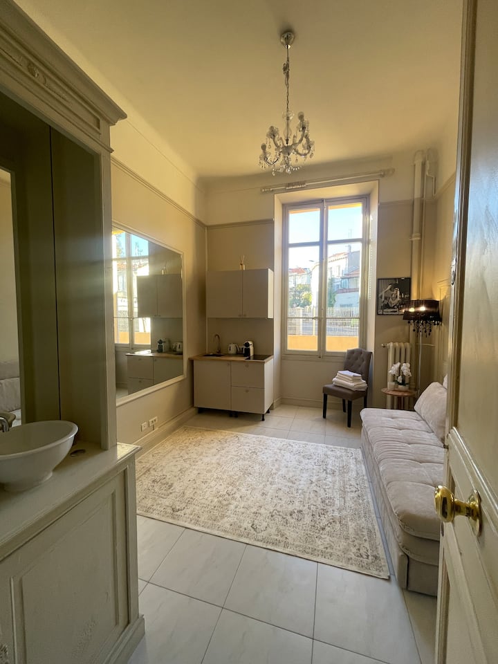 Studio In Old Port, Cannes - Cannes