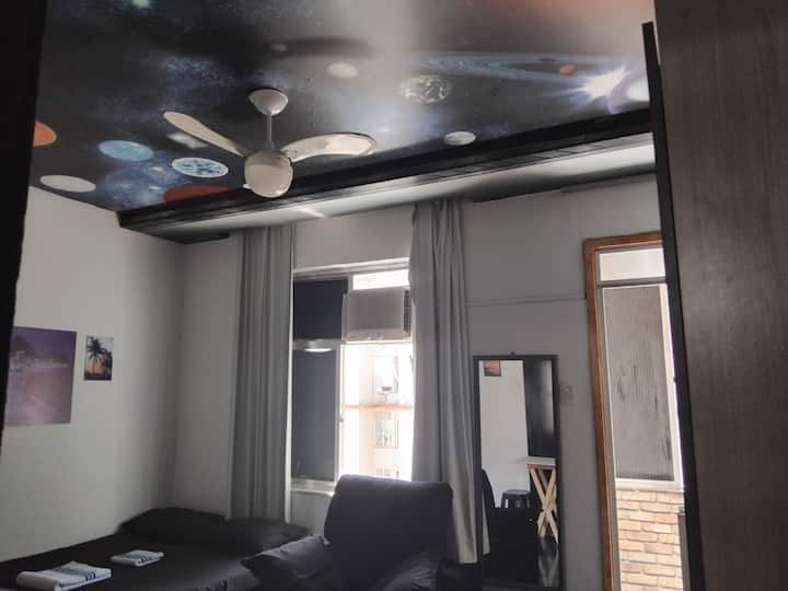 Lindo Decorado 2 Minutos A Pé Praia Comércio Metrô - Rio de Janeiro