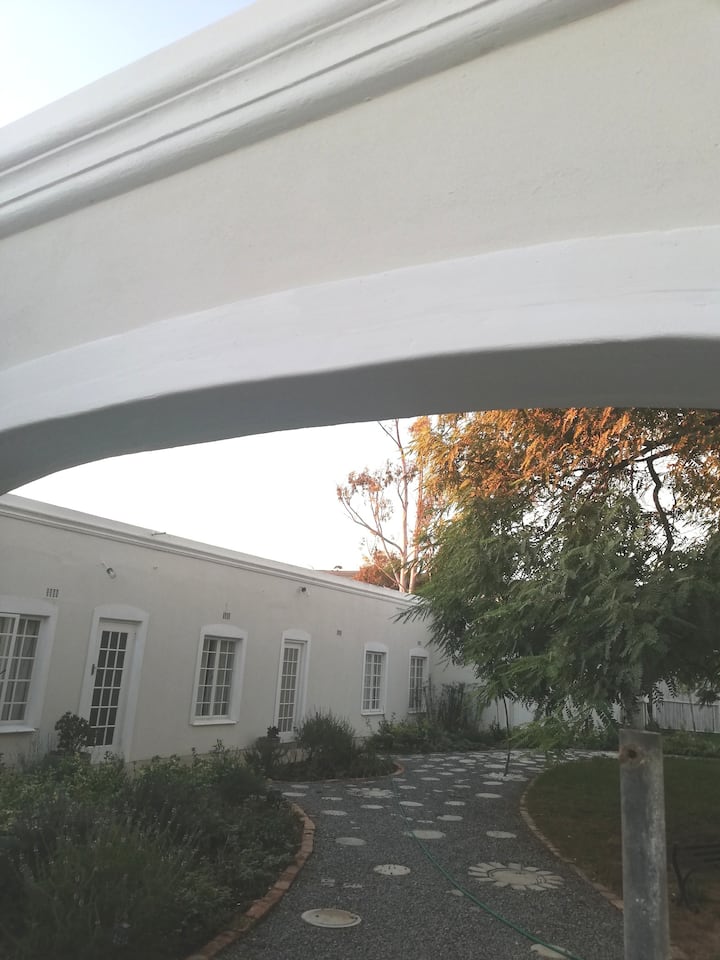 Hebron - Moerkoffie Group Stay - Malmesbury