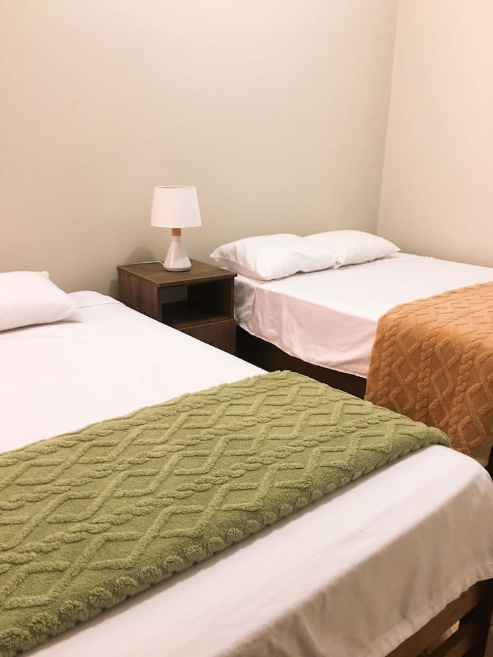 Departamento En 1° Piso+ Cochera - Ayacucho