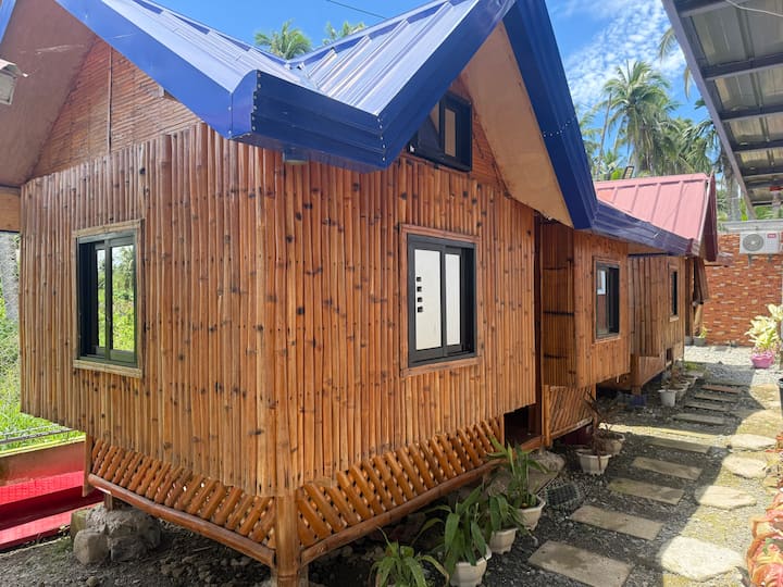 Serene Stay Near The Beach
Bamboo House 4 - Casiguran