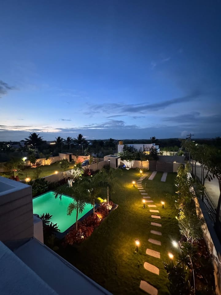 Villa With Pool And Outdoor Bar - Hosur