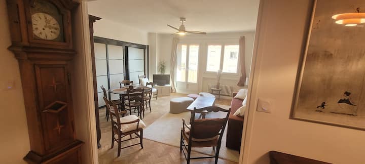 Bel Appartement Spacieux, Central, Avec Garage - Aix-en-Provence