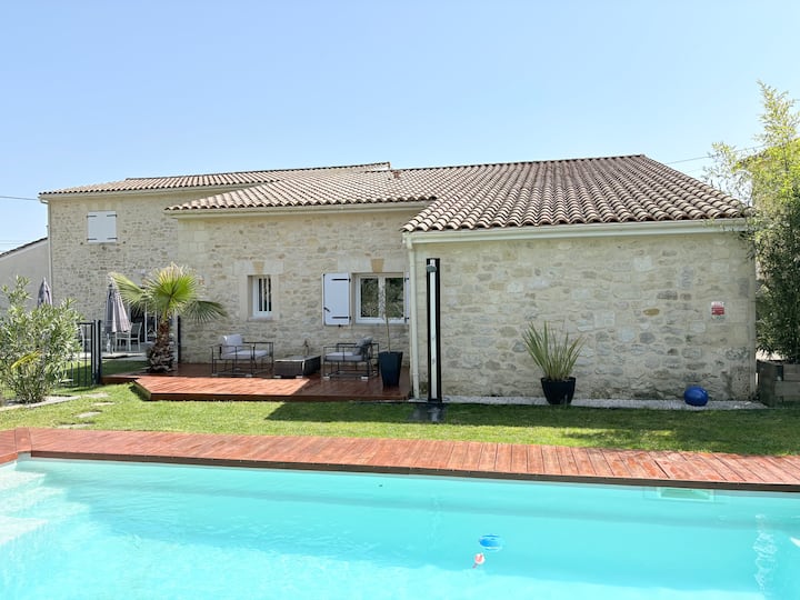 Villa Familiale Avec Piscine Et Climatisation - Gironde