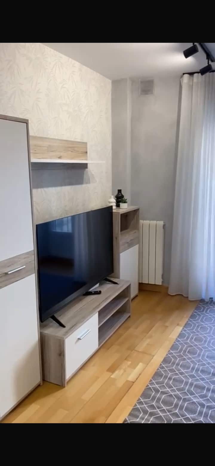 La Esencia De Burgos - Burgos
