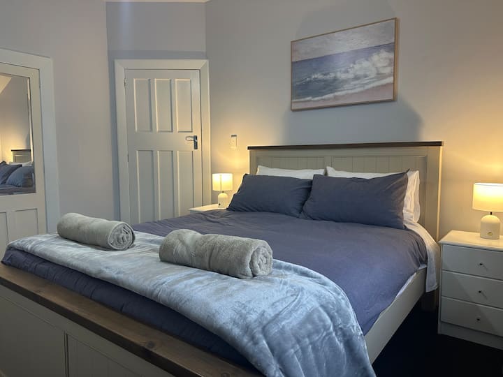 The Central Villa | 4br | 2ba | Peaceful City Stay - Christchurch