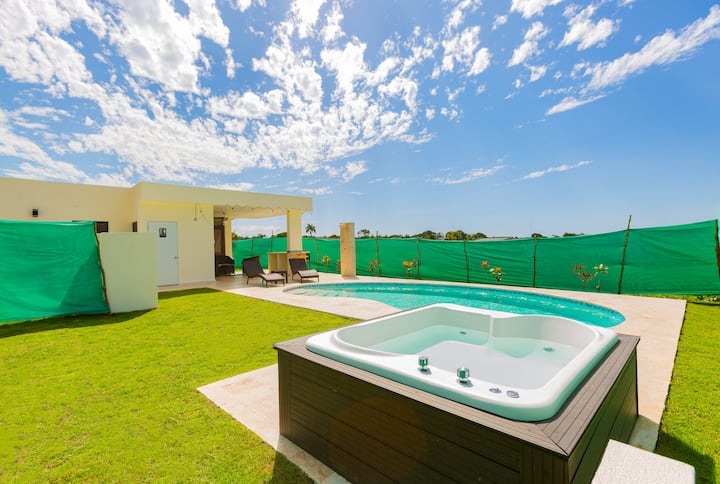 Villa With Jacuzzi, Casa Linda, Visitors Allowed - Sosúa