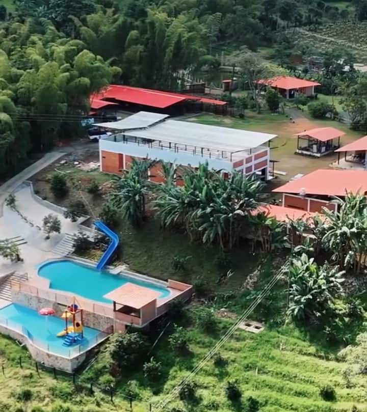 Hermosa Finca Vistas Al Valle - Ginebra