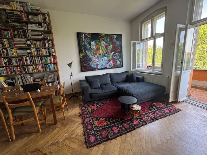 Canal-front Kreuzkölln Apartment - Berlin
