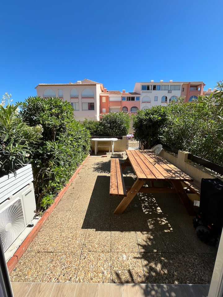 T2 Bis Appartement Climatisé/terrasse - Leucate
