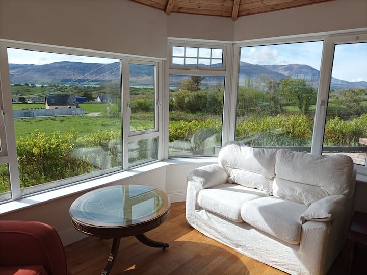 Farmhouse Cottage By The Sea - Tralee