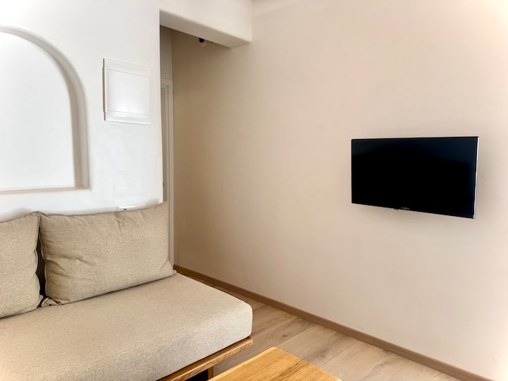 One Bedroom Triple Apartment Down Town By Merriam - Mykonos