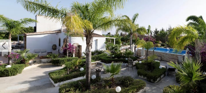 Villa Palme Delfina • Pool • Parking • 10min - Valderice