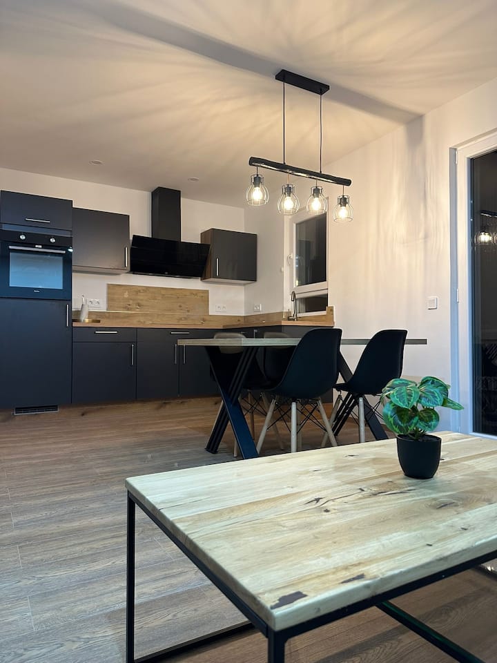 Sea & Mountain Views Near Paklenica - Starigrad