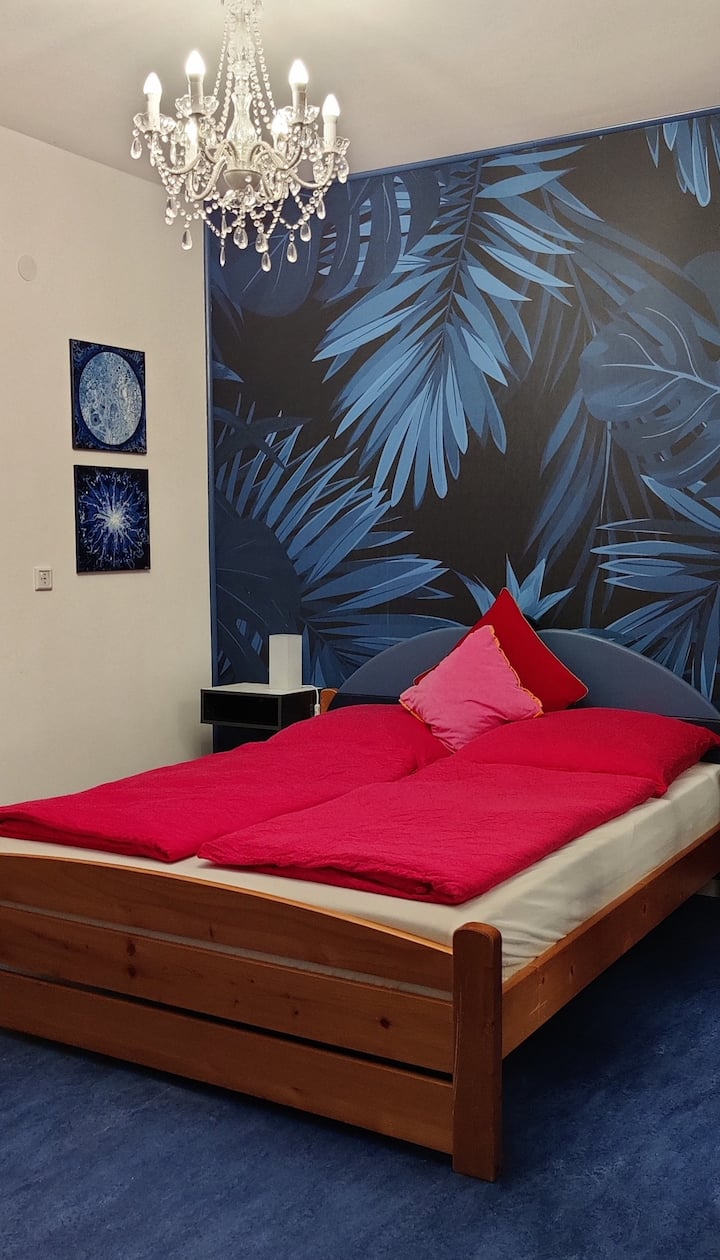The Blue Room 2.0 - Nähe Lanxess Arena + Messe - Bergisch Gladbach