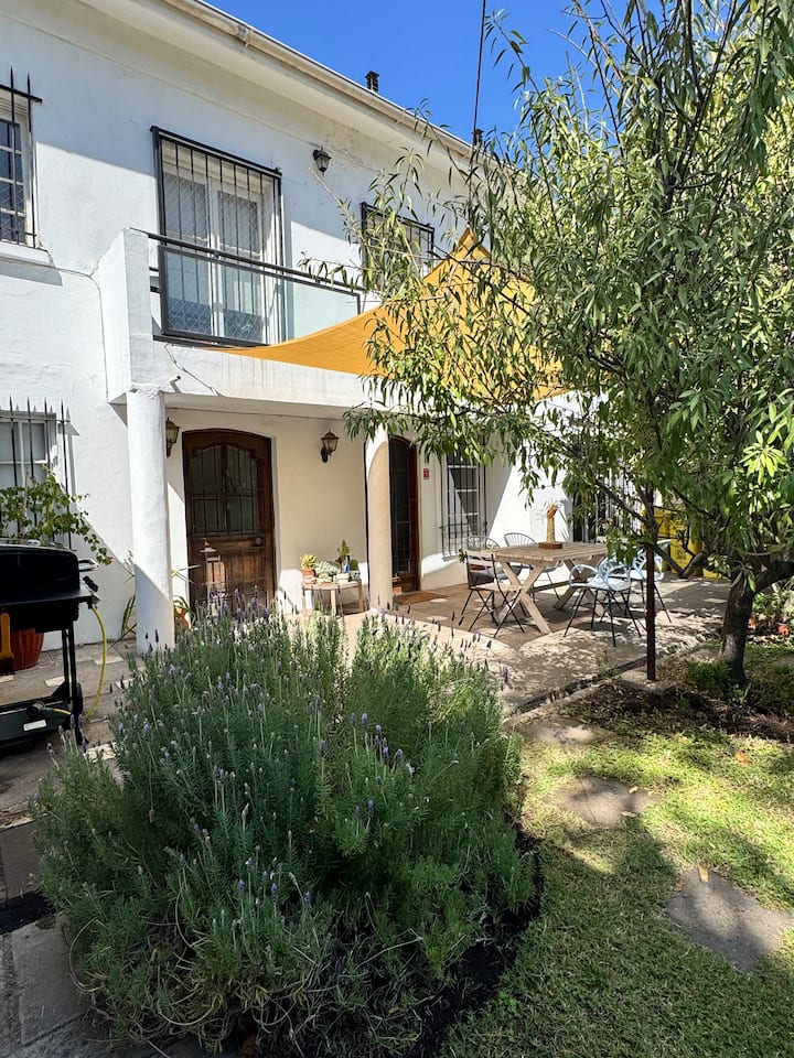 Hermosa Casa En Barrio Italia - Providencia