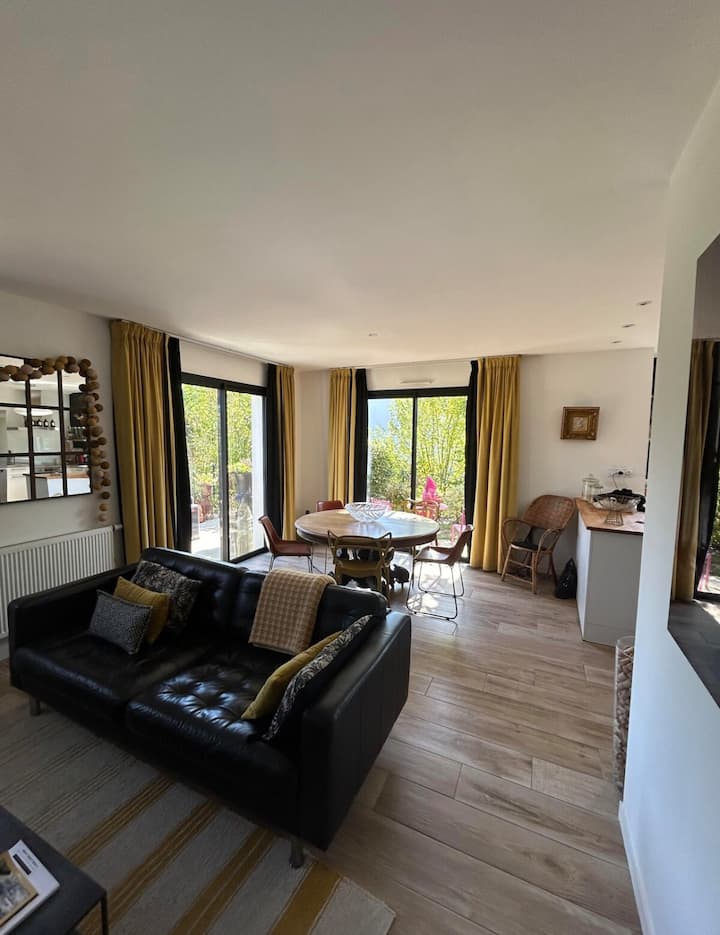 Maison Agréable Avec Jardin - Rennes