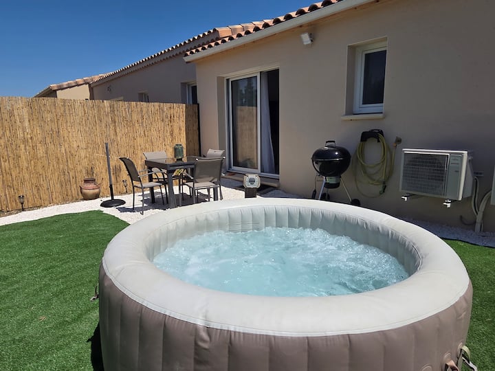 Jolie Maison Avec Jacuzzi - Suze-la-Rousse