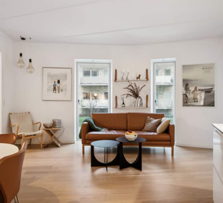 Rummelig Og Lys Lejlighed I Ceresbyen - Aarhus