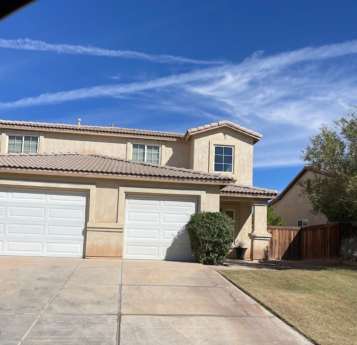 Amazing Home In Calexico - El Centro, CA