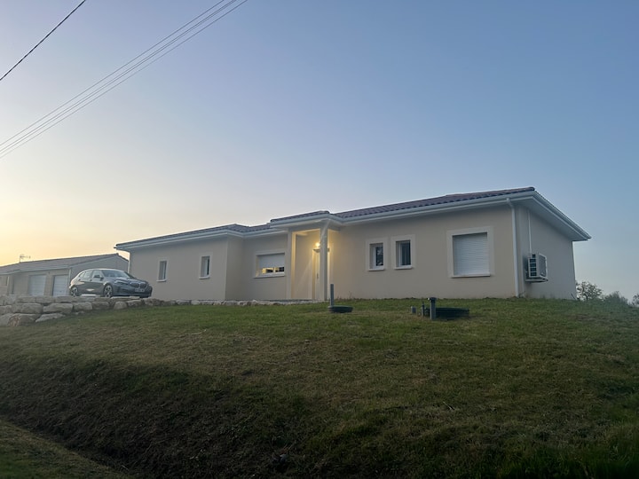 Maison De 150 M², Plain-pied - Bergerac