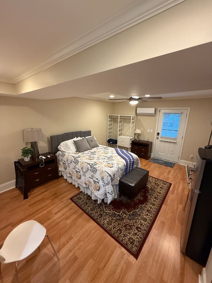 Peaceful Place To Rest - Forest Hills (Georgia)