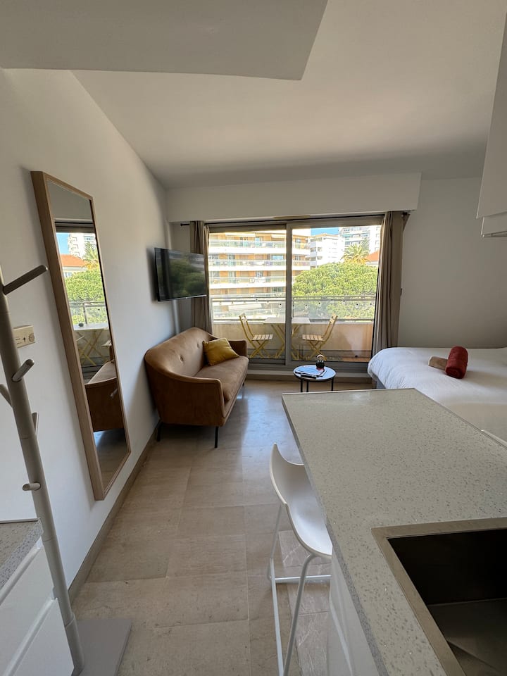 Charmant Appartement Au Suquet - Cannes