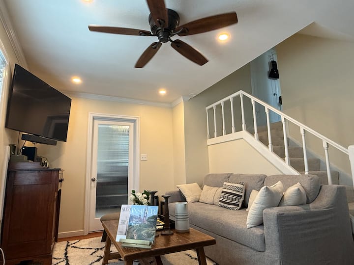Executive Home  W/ Sun Deck - Foster City, CA