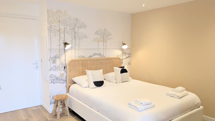 Kid Friendly|5mn Plage à Pied&parking&a/c&tennis - Vallauris