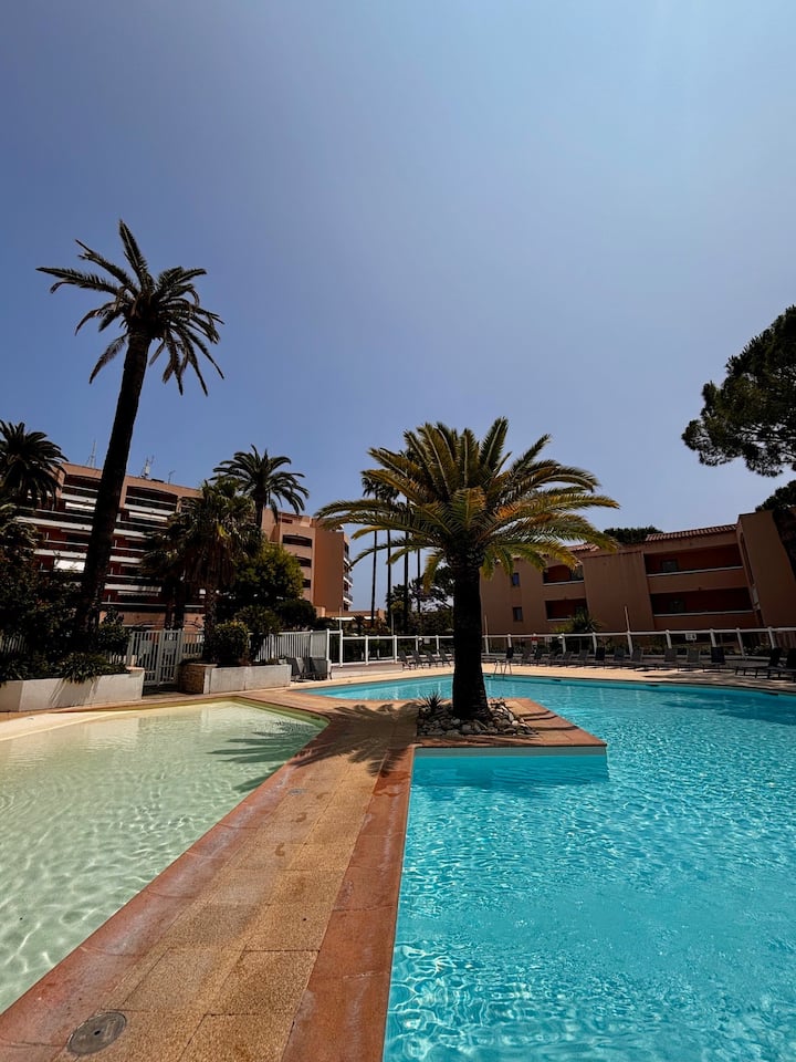 #Rare Appartcosy|5mn Plage à Pied,a/c&kid Friendly - Vallauris