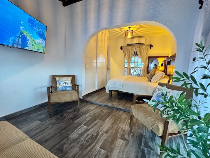 Zona Turística, Playa Y Boulevard - Manzanillo, Colima, Mexico